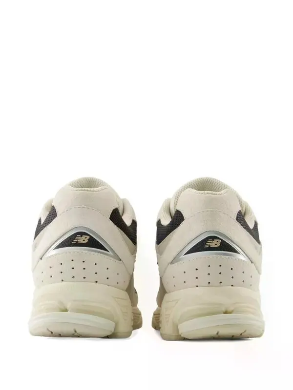 NEW BALANCE 2002r Sneakers - Neutrals