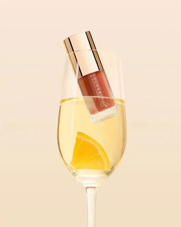 YOUNGBLOOD MINERAL COSMETICS Everglow Lip Oil - Spritz