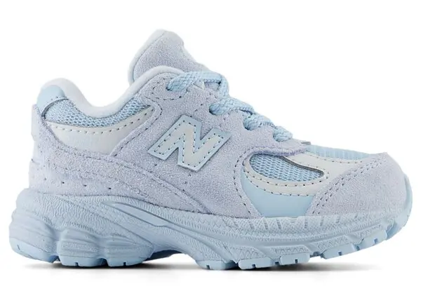 NEW BALANCE 2002r Lace-up Sneakers