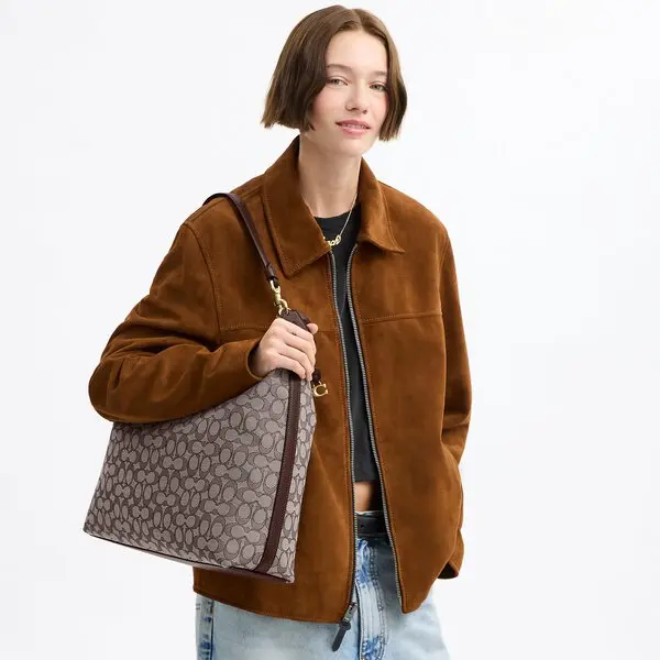 COACH Juliet Shoulder Bag 38 In Signature Jacquard - Brass/oak Maple