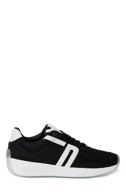FRESHY Signature Series Sneakers - Black/white