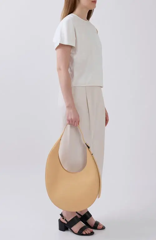 BEHNO Large Ina Crescent Shoulder Bag - Peach