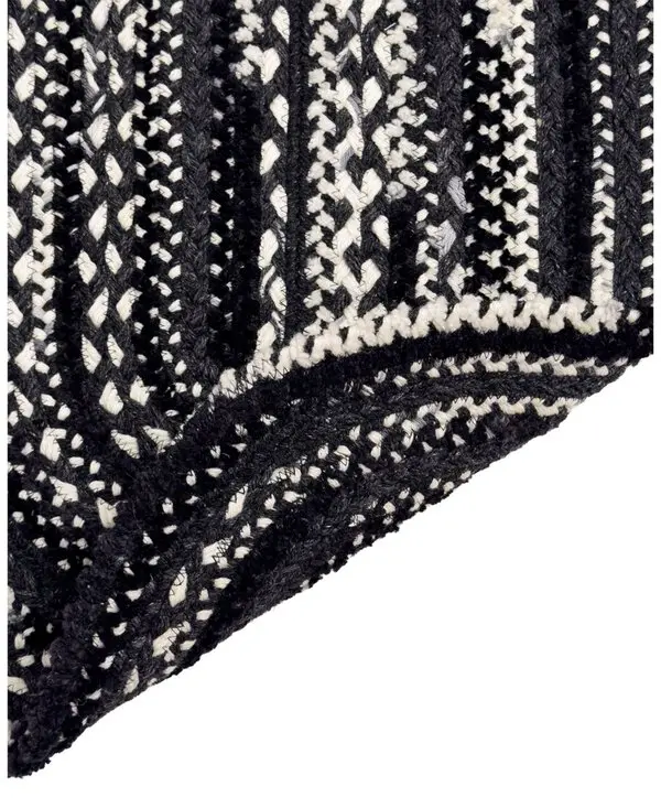 CAPEL Bayview 0036 5'0x8'0 Area Rug - Black