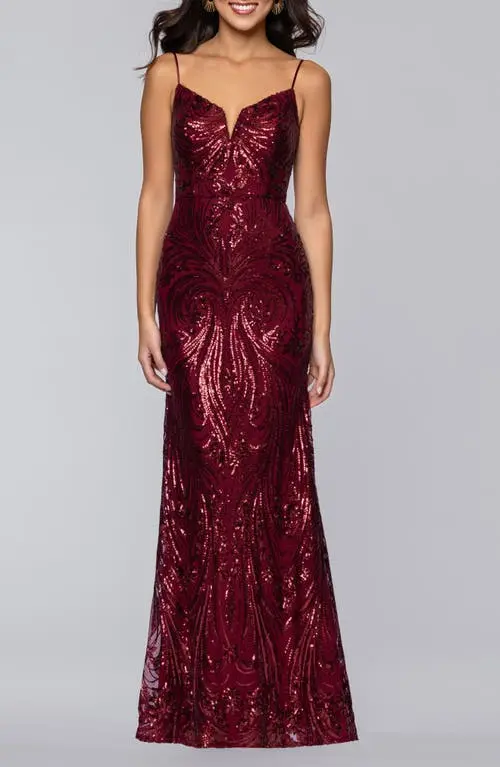 BLONDIE NITES Sequin Sweetheart Gown