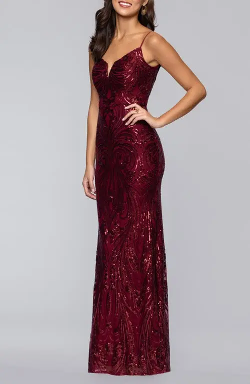 BLONDIE NITES Sequin Sweetheart Gown