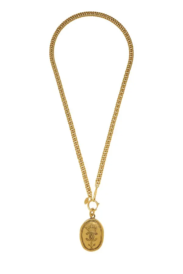 Chanel Vintage 'cc' Crown Pendant Necklace - Gold