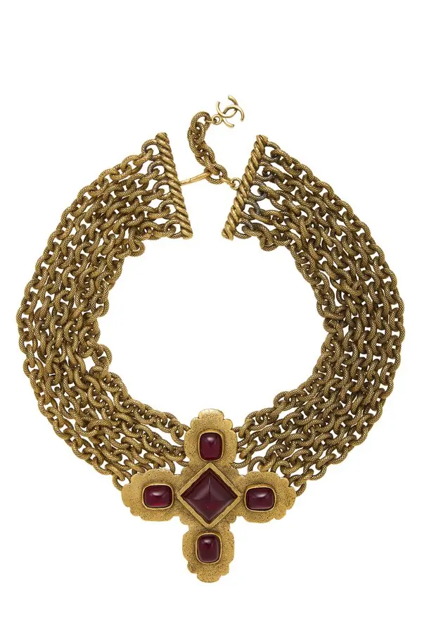 Chanel Gripoix Pendant Necklace - Red