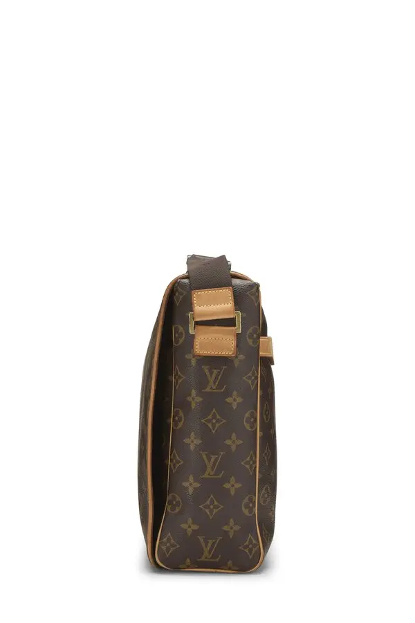 LOUIS VUITTON Monogram Abbesses