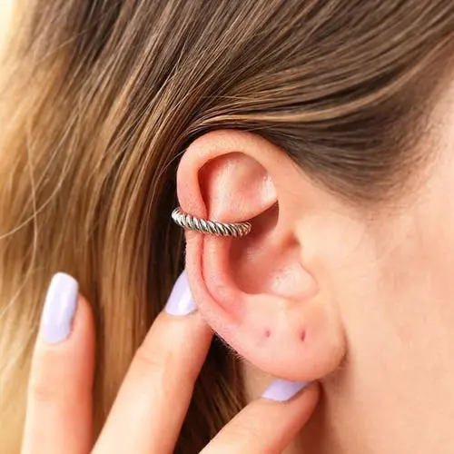 SPERO LONDON Twisted Ear Cuff - Silver