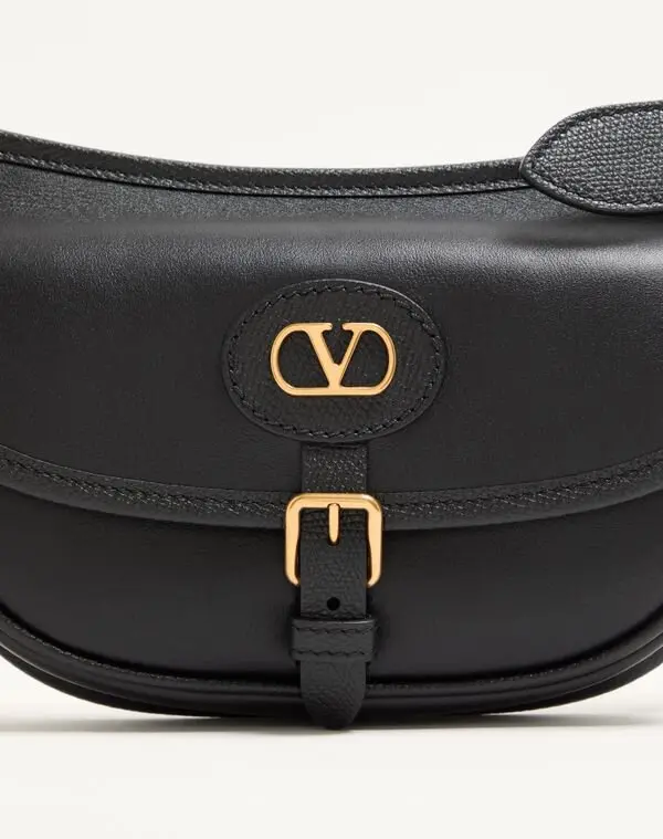 Valentino Garavani Antibes Pouch In Calfskin