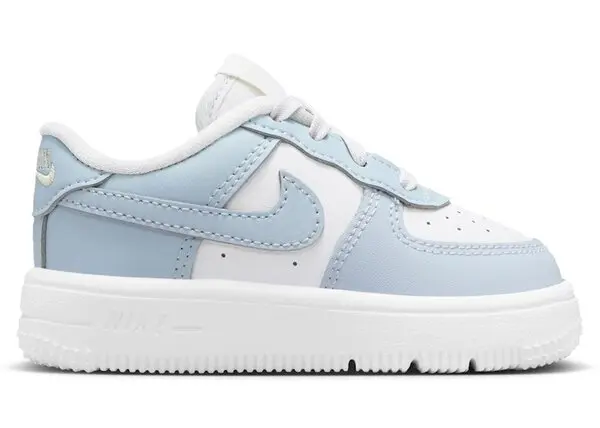 Nike Force 1 Low Aura Sneakers