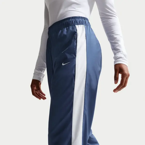 Nike Sportswear Classic Mid-rise Open-hem Pants