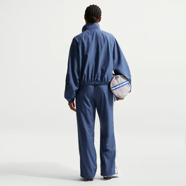 Nike Sportswear Classic Mid-rise Open-hem Pants