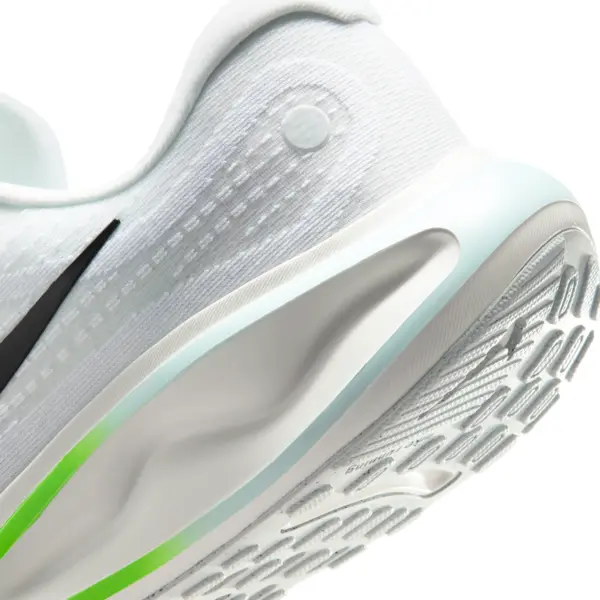 Nike Journey Run Road Running Shoes