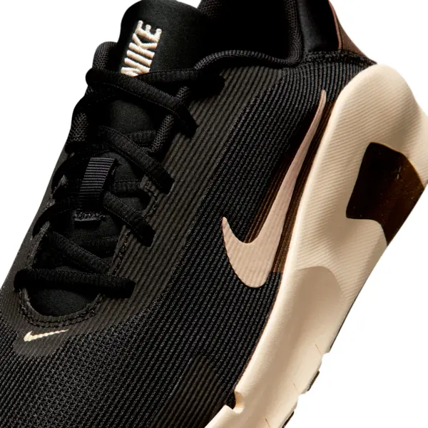 Nike Flex Train Workout Shoes