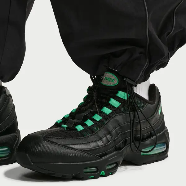 Nike Air Track Pants - Black