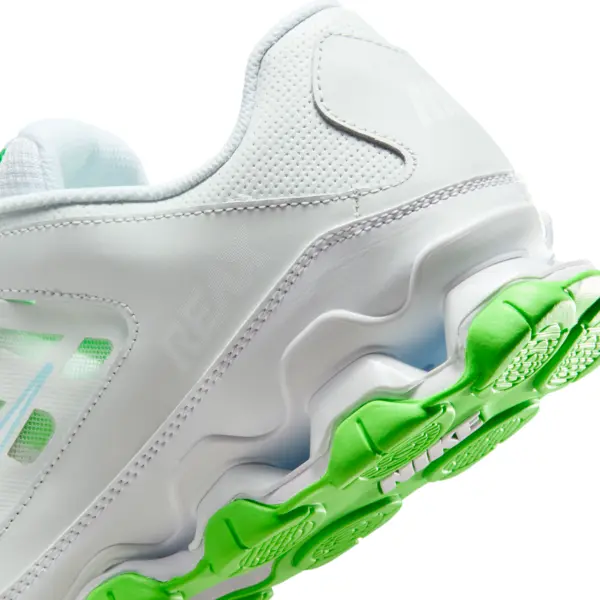 Nike Reax Tr Training Shoes