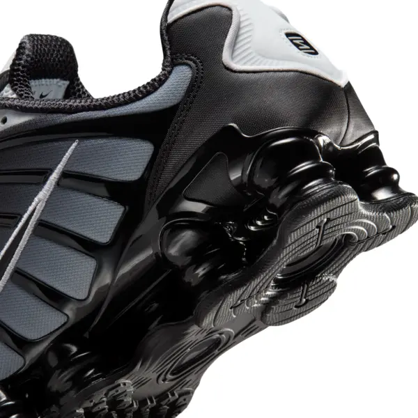 Nike Shox Tl Sneakers - Black