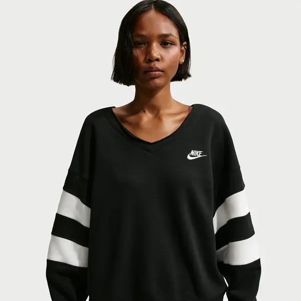 Nike Sportswear Club Fleece Oversized V-neck Sweatshirt - Black