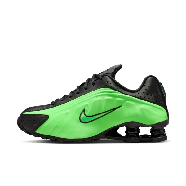Nike Shox R4 Sneakers - Black