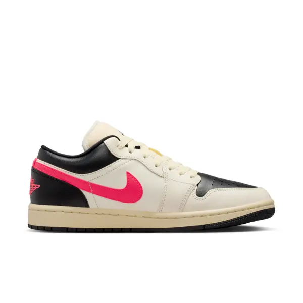 JORDAN 1 Low Shoes