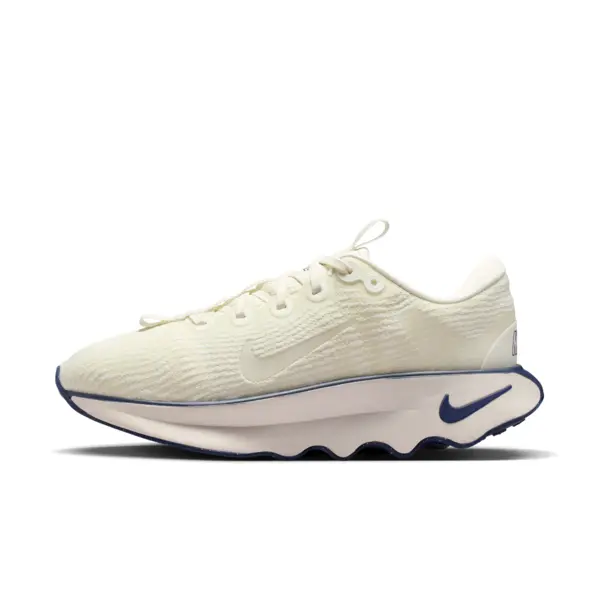 Nike Motiva Walking Shoes - White