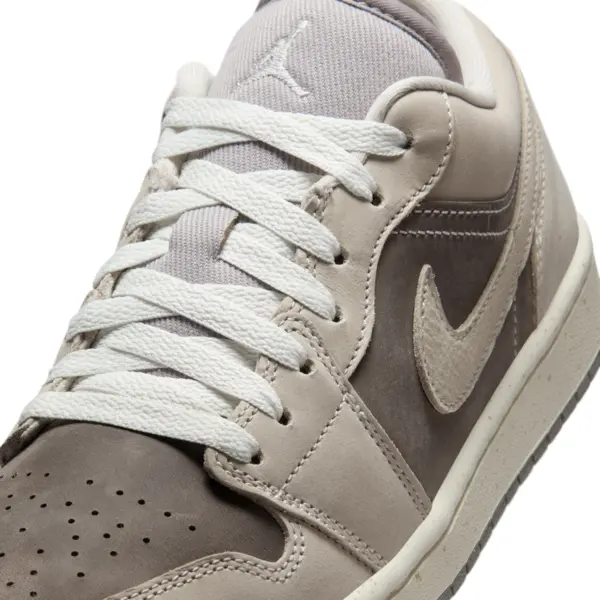 JORDAN 1 Low Se Shoes