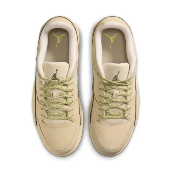 JORDAN Flight Court Shoes - Brown