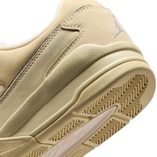 JORDAN Flight Court Shoes - Brown