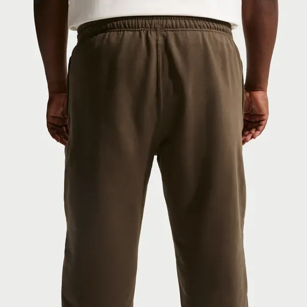 Nike Solo Swoosh Cuffed Fleece Pants - Brown