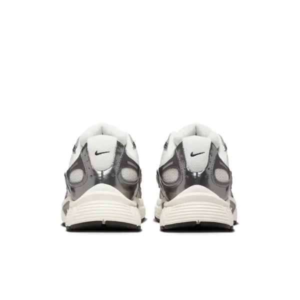 Nike V5 Rnr Sneakers - Grey