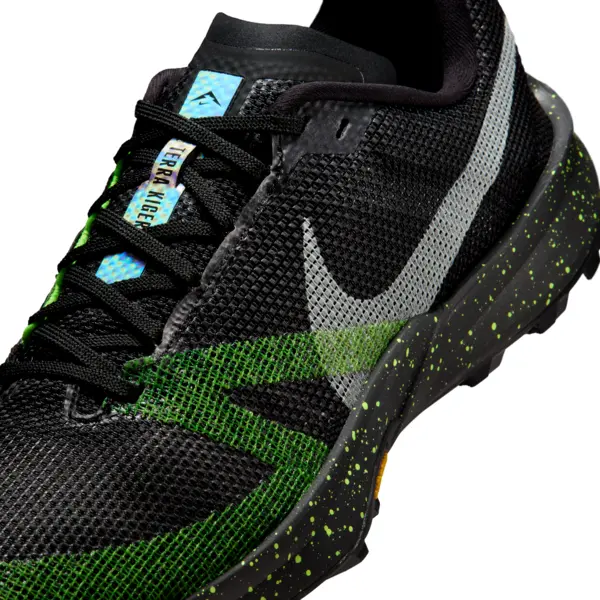 Nike Kiger Trail Running Shoes
