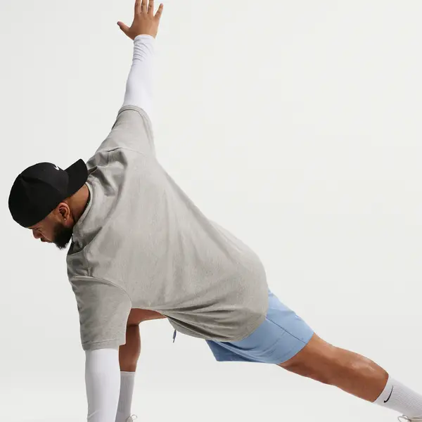 Nike Primary Nanoknit Dri-fit 7" Performance Shorts - Blue