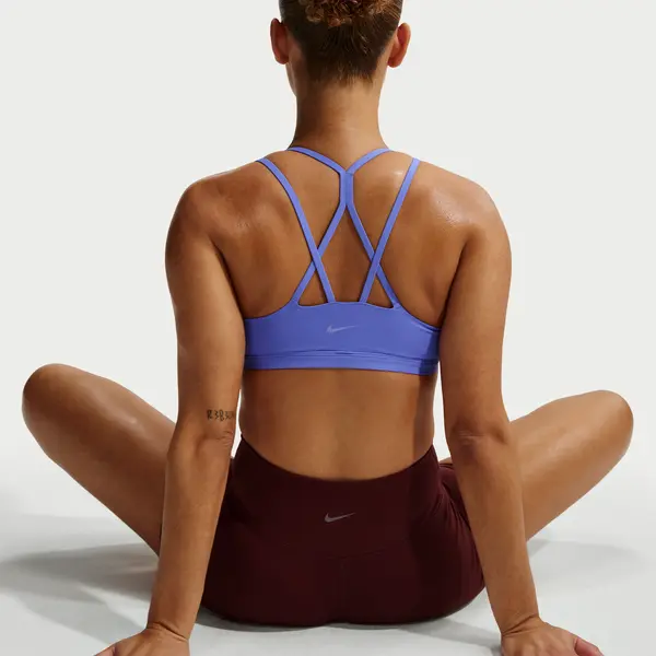 Nike Zenvy Strappy Light-support Padded Sports Bra - Blue