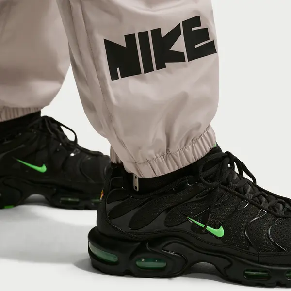 Nike Windrunner Woven Graphic Pants