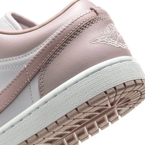 JORDAN 1 Low Sneakers - Pink