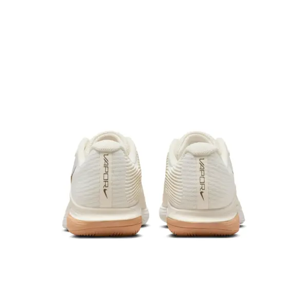 Nike Vapor Hard Court Tennis Shoes - Brown