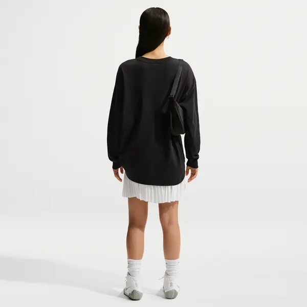 Nike Sportswear Classic Oversized Long-sleeve T-shirt