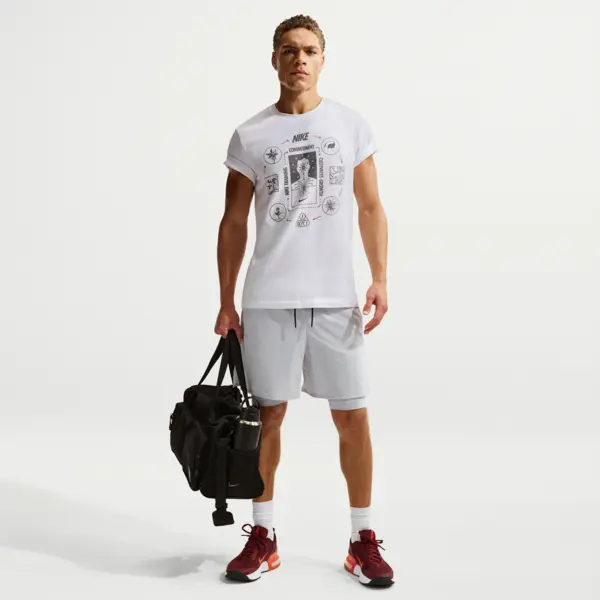 Nike T-shirt