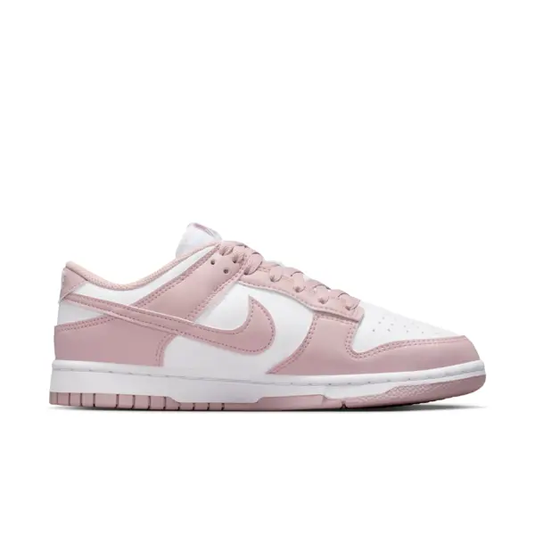 Nike Dunk Low Sneakers