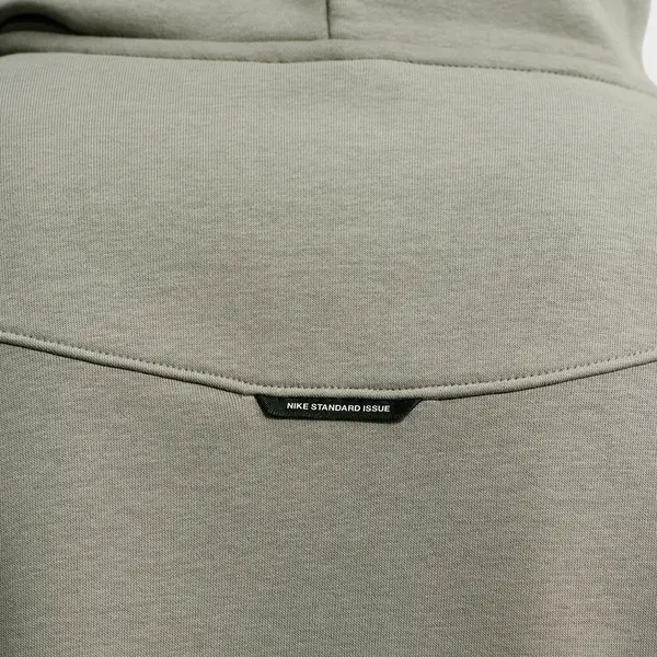 Nike Standard Issue Therma-fit Brushed Basketball Pullover Hoodie - Grey
