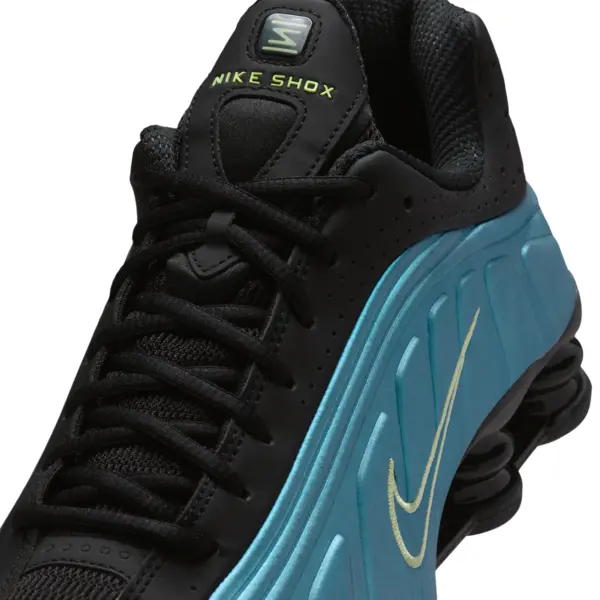Nike Shox R4