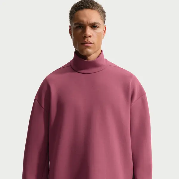 Nike 24.7 Impossiblysoft Dri-fit Turtleneck - Red