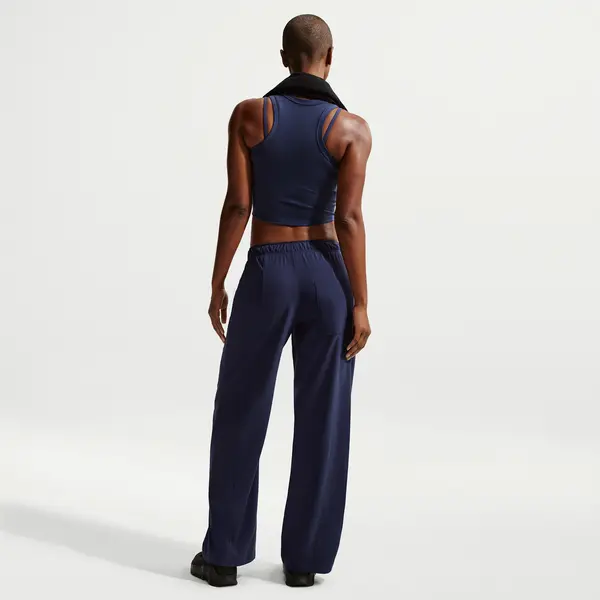 Nike Fitted Dri-fit Cropped Tank Top - Blue