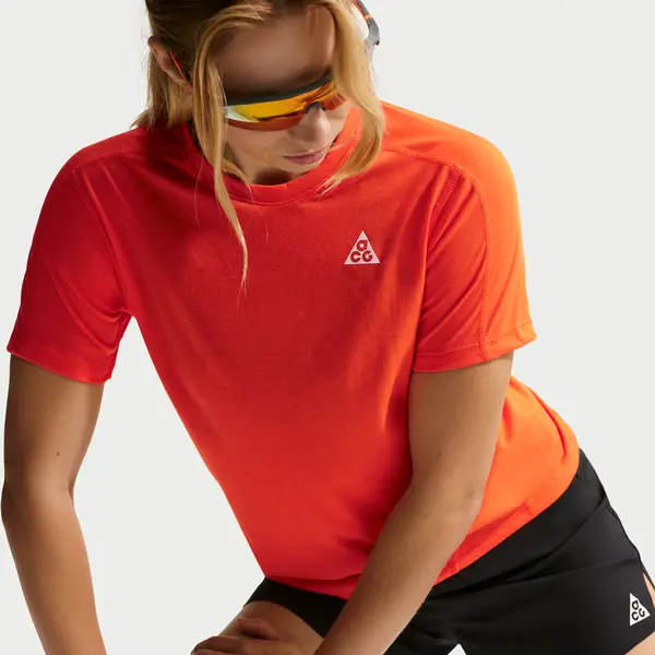 Nike Dri-fit Short-sleeve Trail Running Top - Orange