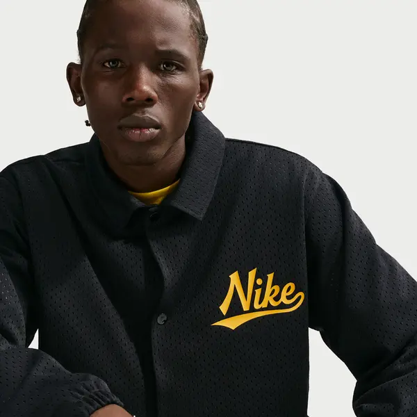 Nike Sportswear Club Coaches Jacket