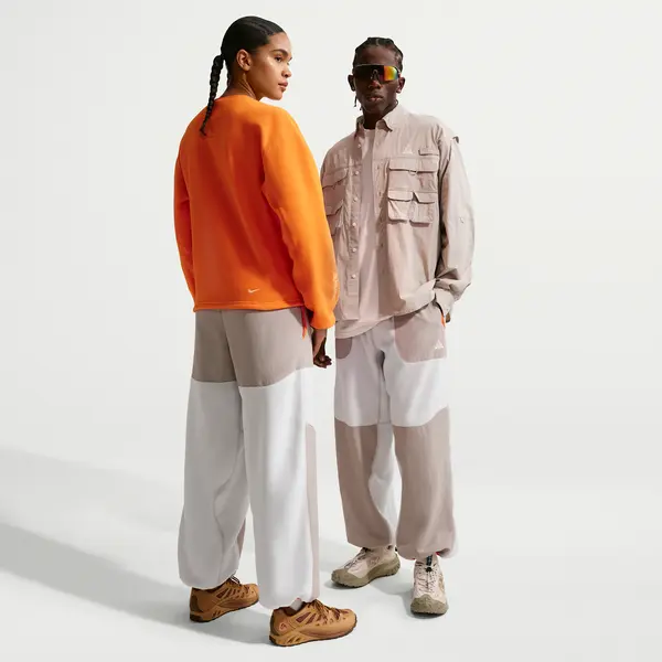 Nike Wolf Tree" Plus Fleece Pants - Grey