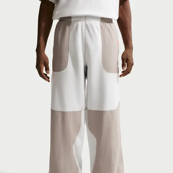 Nike Wolf Tree" Plus Fleece Pants - Grey