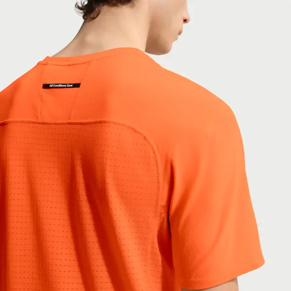 Nike Solar Chase Trail Running Top - Orange