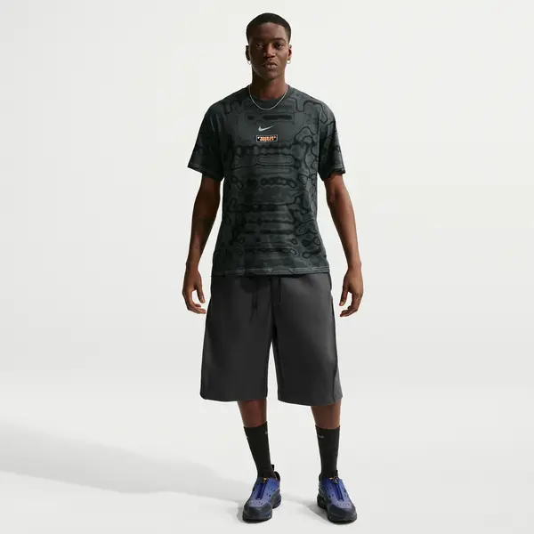 Nike T-shirt In Dark Smoke